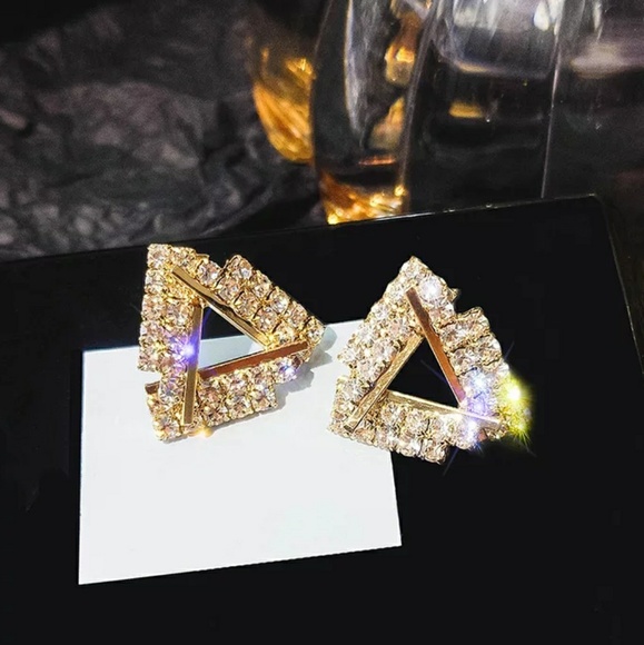 Jewelry | Stunning Triangle Crystal Stud Earrings | Poshmark